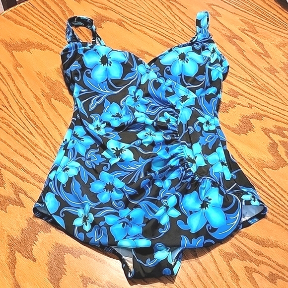 Maxine of Hollywood | Swim | Maxine Of Hollywood Womens Onepiece ...